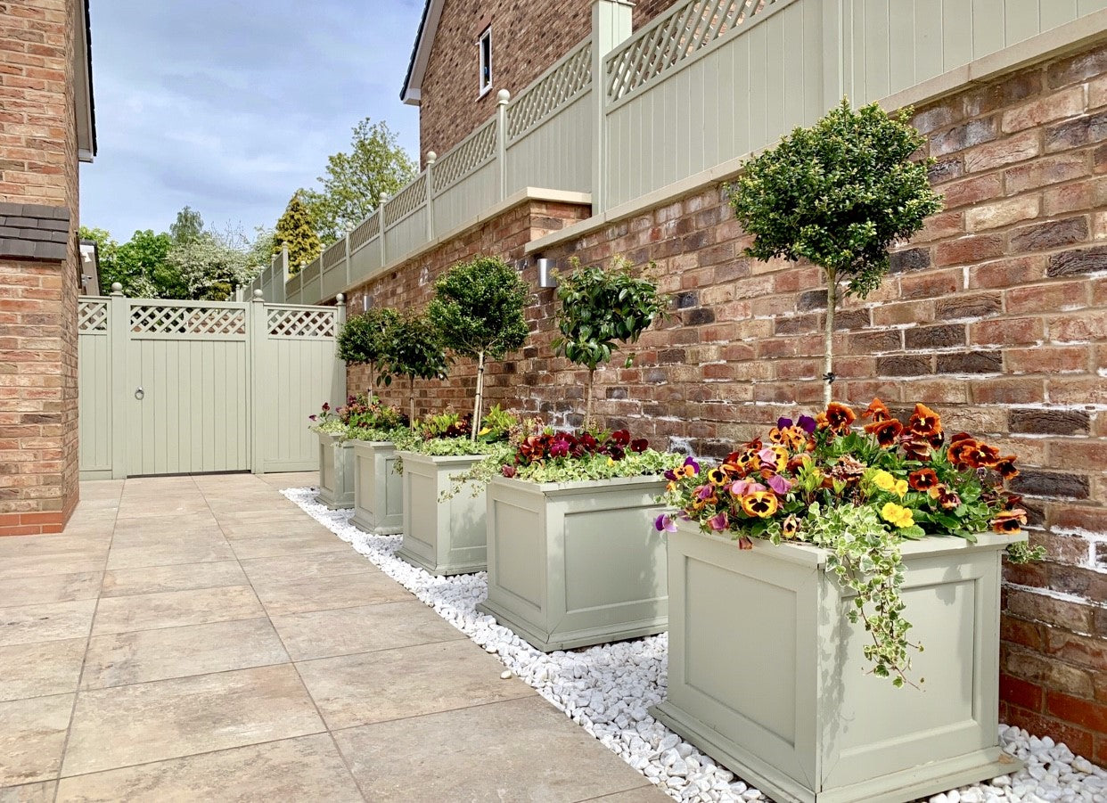 Garden Trellis | Contemporary Fencing | Bespoke Wooden Garden Products ...